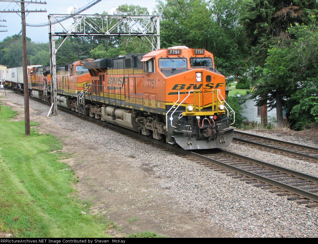 BNSF 7751